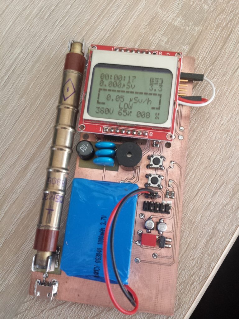 DIY Geiger Counter Kit 1.1 – PocketMagic